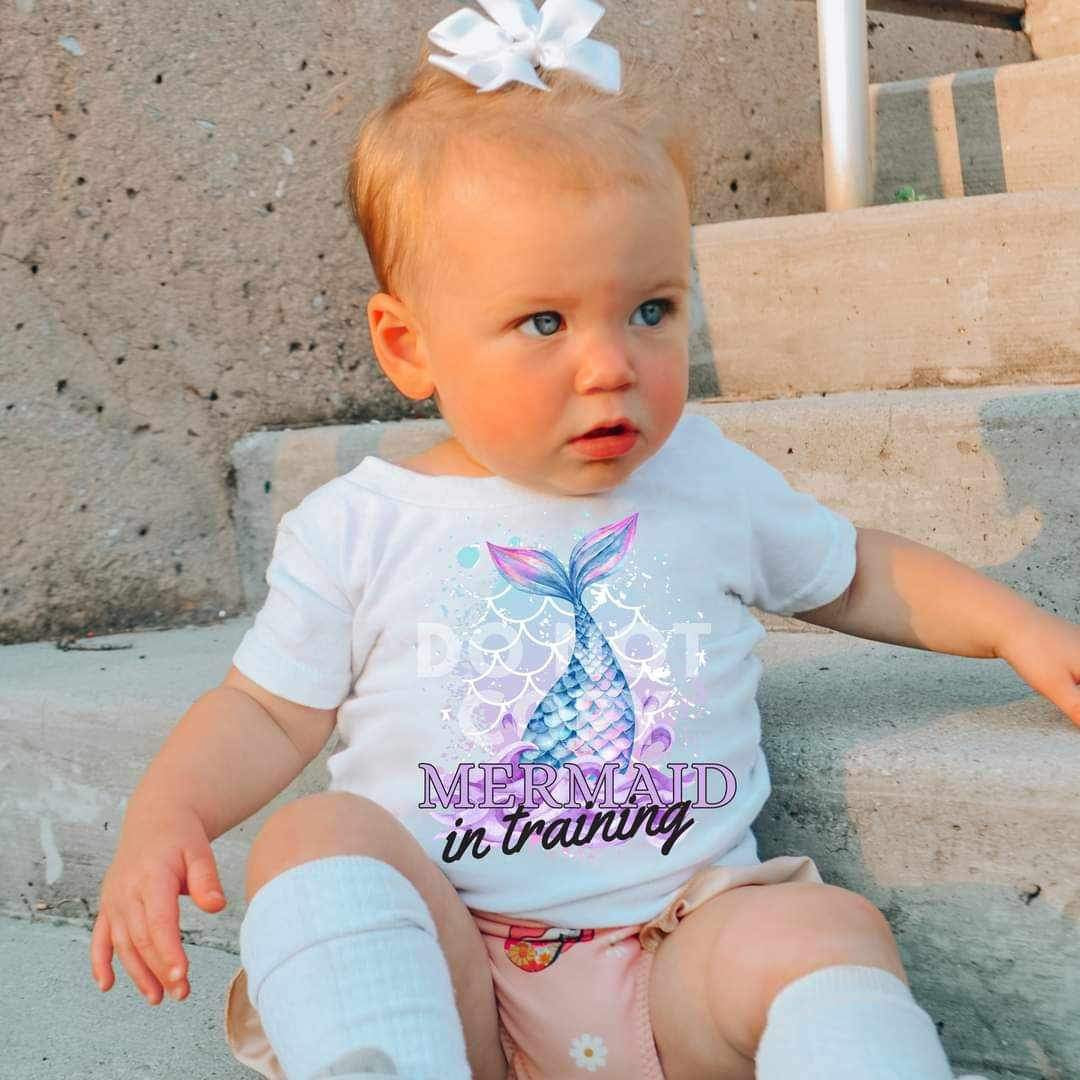 Mermaid in training (LYTTLE) 25179 DTF transfer – Mud & Grace Transfers