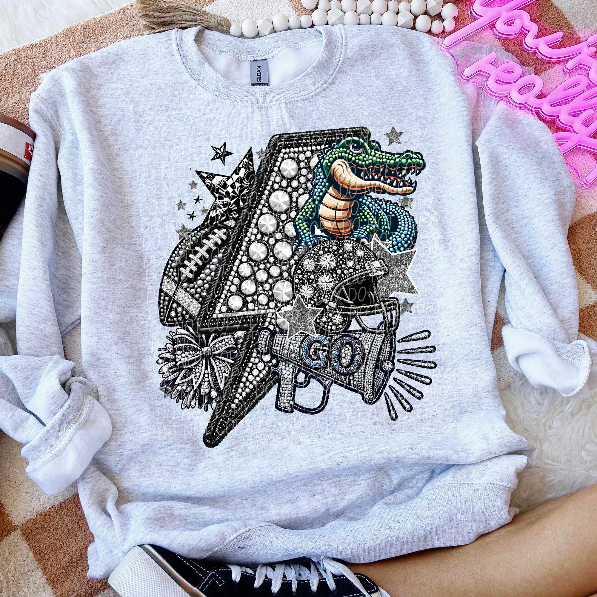 Rhinestone lightning bolt gators 44488 DTF transfer – Mud & Grace Transfers